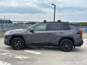 Pelēks Toyota RAV4 2020 Tallina, ar dzinēja tilpumu 2.50 L un nobraukumu 135 tūkst. km par 26900 €, foto 6 vietnē AUTOMOTO.COM.LV