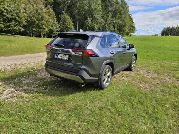 Pelēks Toyota RAV4 2020 Rīga, ar dzinēja tilpumu 2.50 L un nobraukumu 136 tūkst. km par 25000 €, foto 6 vietnē AUTOMOTO.COM.LV