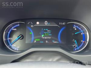 Grey Toyota RAV4 2020 in Riga, with an engine capacity of 2.50 L and mileage of 73 thousand km for 27990 €, photo 14 on AUTOMOTO.COM.LV