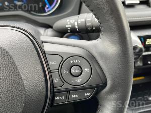 Grey Toyota RAV4 2020 in Riga, with an engine capacity of 2.50 L and mileage of 73 thousand km for 27990 €, photo 20 on AUTOMOTO.COM.LV