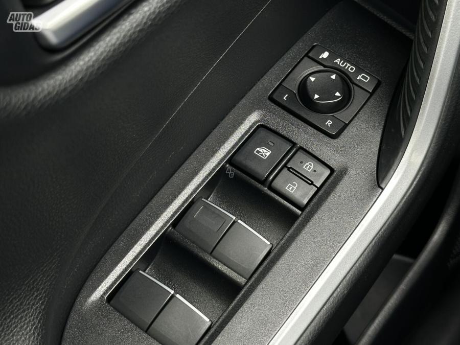 Серый Тойота РАВ 4 2020 в Каунас, объемом двигателя 2.50 л и пробегом 127 тыс. км за 26472 €, фото 23 на AUTOMOTO.COM.LV