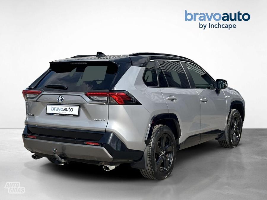 Pelēks Toyota RAV4 2020 Kauņa, ar dzinēja tilpumu 2.50 L un nobraukumu 135 tūkst. km par 26992 €, foto 6 vietnē AUTOMOTO.COM.LV