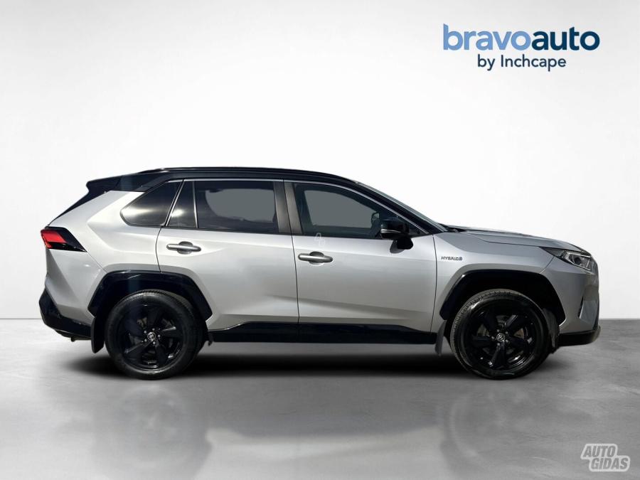 Pelēks Toyota RAV4 2020 Kauņa, ar dzinēja tilpumu 2.50 L un nobraukumu 135 tūkst. km par 26992 €, foto 7 vietnē AUTOMOTO.COM.LV