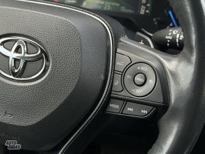 Pelēks Toyota RAV4 2020 Kauņa, ar dzinēja tilpumu 2.50 L un nobraukumu 135 tūkst. km par 26992 €, foto 20 vietnē AUTOMOTO.COM.LV