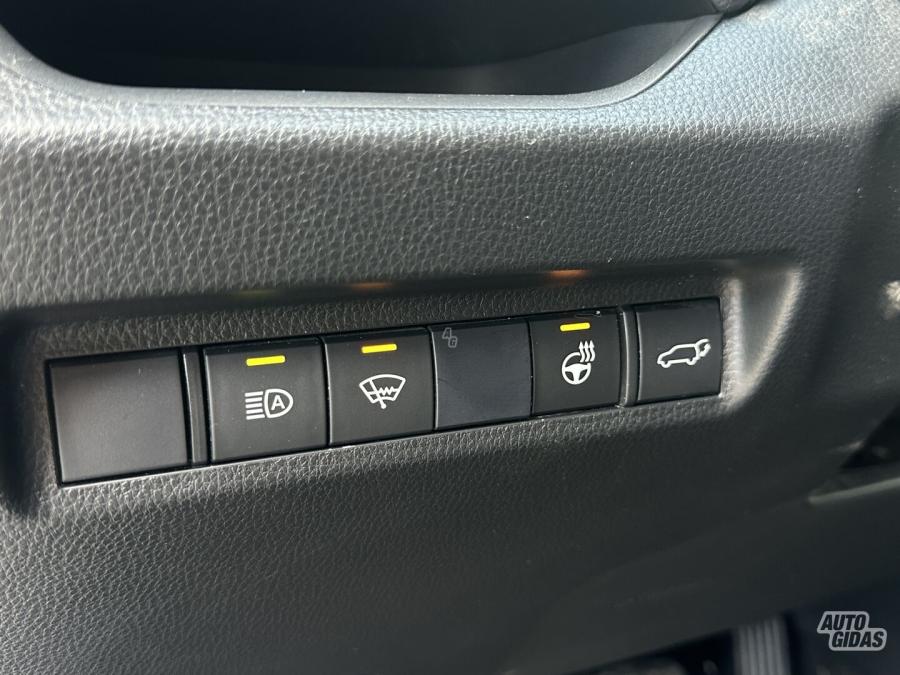 Pelēks Toyota RAV4 2020 Kauņa, ar dzinēja tilpumu 2.50 L un nobraukumu 135 tūkst. km par 26992 €, foto 23 vietnē AUTOMOTO.COM.LV