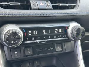 Pelēks Toyota RAV4 2020 Kauņa, ar dzinēja tilpumu 2.50 L un nobraukumu 135 tūkst. km par 26992 €, foto 26 vietnē AUTOMOTO.COM.LV