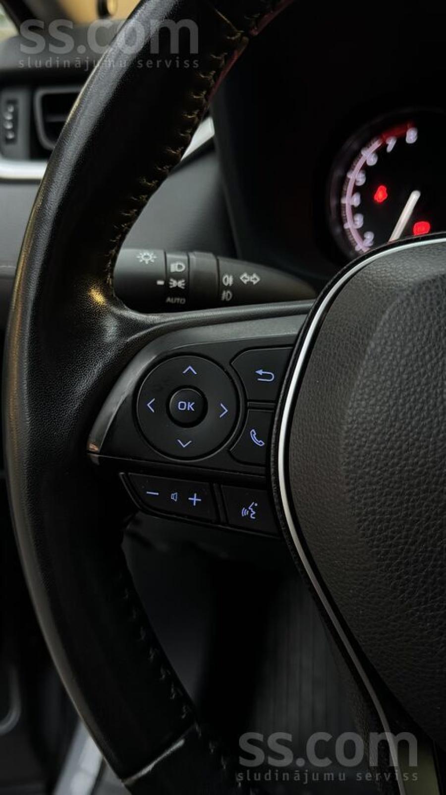 Pelēks Toyota RAV4 2020 Rīga, ar dzinēja tilpumu 2.00 L un nobraukumu 144 tūkst. km par 19500 €, foto 19 vietnē AUTOMOTO.COM.LV