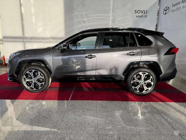 Pelēks Toyota RAV4 2021 Šauļi, ar dzinēja tilpumu 2.49 L un nobraukumu 80 tūkst. km par 35900 €, foto 5 vietnē AUTOMOTO.COM.LV