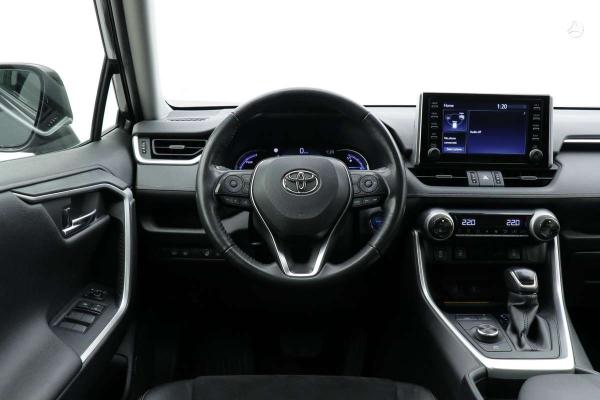 Pelēks Toyota RAV4 2021 Viļņa, ar dzinēja tilpumu 2.49 L un nobraukumu 64 tūkst. km par 31900 €, foto 8 vietnē AUTOMOTO.COM.LV