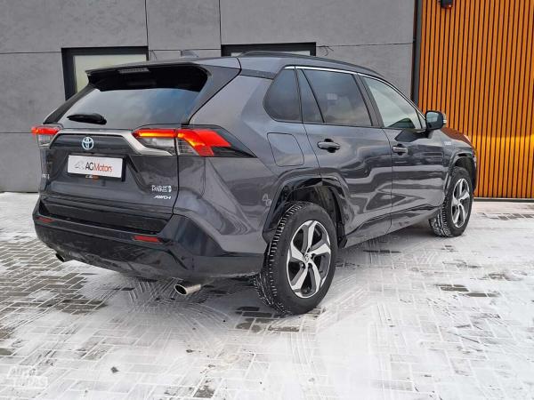 Pelēks Toyota RAV4 2021 Viļņa, ar dzinēja tilpumu 2.50 L un nobraukumu 122 tūkst. km par 30990 €, foto 5 vietnē AUTOMOTO.COM.LV