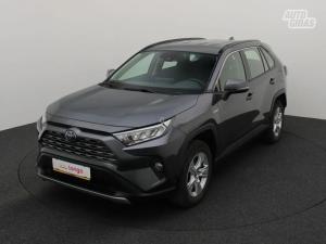 Grey Toyota RAV4 2021 in Vilnius, with an engine capacity of 2.50 L and mileage of 184 thousand km for 23299 €, photo  on AUTOMOTO.COM.LV