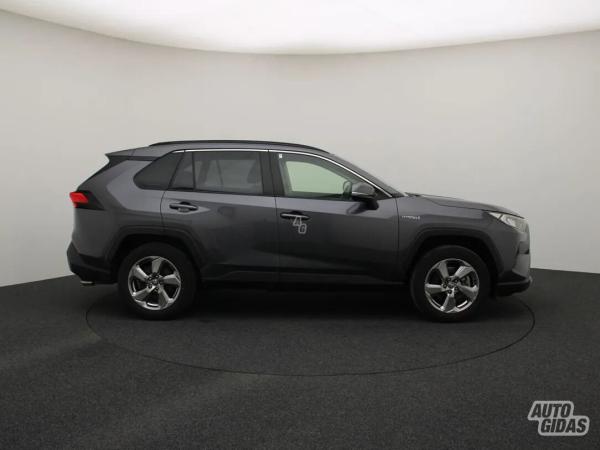 Grey Toyota RAV4 2021 in Vilnius, with an engine capacity of 2.50 L and mileage of 165 thousand km for 25699 €, photo 9 on AUTOMOTO.COM.LV