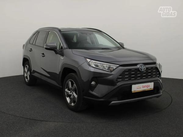 Grey Toyota RAV4 2021 in Vilnius, with an engine capacity of 2.50 L and mileage of 165 thousand km for 25699 €, photo 10 on AUTOMOTO.COM.LV
