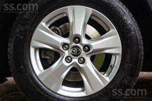 Pelēks Toyota RAV4 2021 Rīga, ar dzinēja tilpumu 2.00 L un nobraukumu 66 tūkst. km par 22900 €, foto 8 vietnē AUTOMOTO.COM.LV