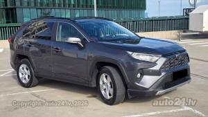 Pelēks Toyota RAV4 2021 Tallina, ar dzinēja tilpumu 2.00 L un nobraukumu 69 tūkst. km par 24900 €, foto 7 vietnē AUTOMOTO.COM.LV