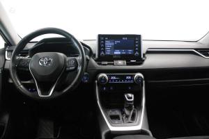 Grey Toyota RAV4 2021 in Kaunas, with an engine capacity of 2.49 L and mileage of 160 thousand km for 27500 €, photo 9 on AUTOMOTO.COM.LV
