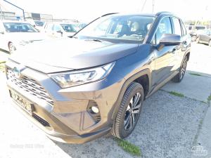 Grey Toyota RAV4 2021 in Kaunas, with an engine capacity of 2.50 L and mileage of 86 thousand km for 26900 €, photo 13 on AUTOMOTO.COM.LV