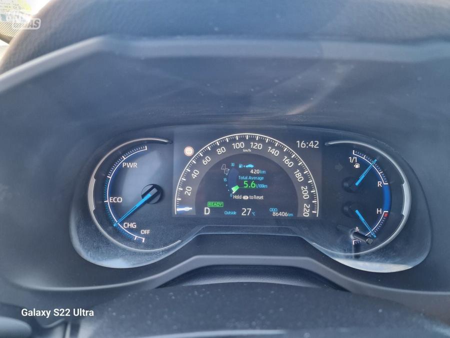 Grey Toyota RAV4 2021 in Kaunas, with an engine capacity of 2.50 L and mileage of 86 thousand km for 26900 €, photo 14 on AUTOMOTO.COM.LV