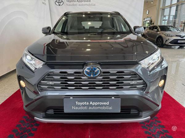 Pelēks Toyota RAV4 2021 Šauļi, ar dzinēja tilpumu 2.49 L un nobraukumu 94 tūkst. km par 32900 €, foto 3 vietnē AUTOMOTO.COM.LV