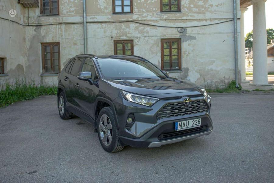 Серый Тойота РАВ 4 2021 в Вильнюс, объемом двигателя 1.99 л и пробегом 76 тыс. км за 26500 €, фото 9 на AUTOMOTO.COM.LV
