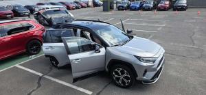 Grey Toyota RAV4 2021 in Vilnius, with an engine capacity of 2.49 L and mileage of 138 thousand km for 31750 €, photo 8 on AUTOMOTO.COM.LV