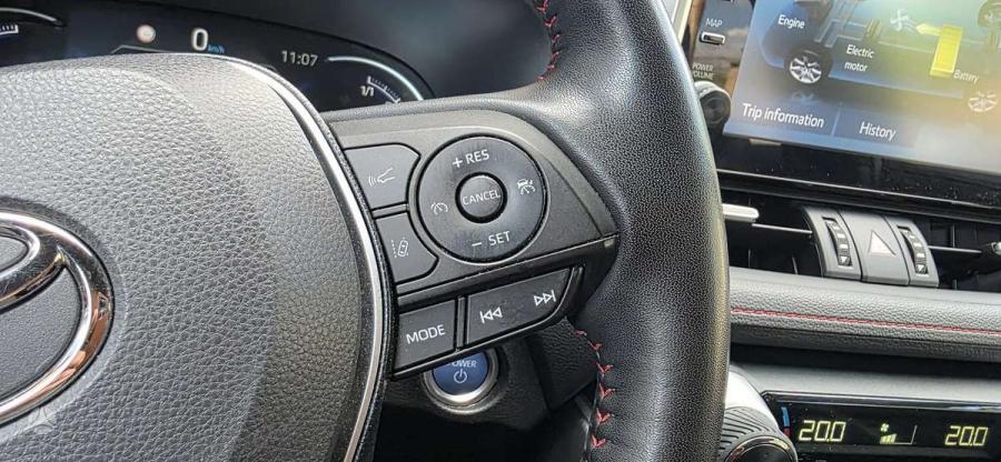 Grey Toyota RAV4 2021 in Vilnius, with an engine capacity of 2.49 L and mileage of 138 thousand km for 31750 €, photo 15 on AUTOMOTO.COM.LV
