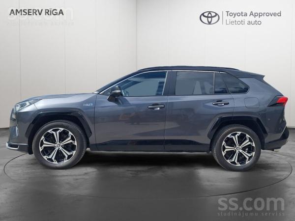 Grey Toyota RAV4 2021 in Riga, with an engine capacity of 2.50 L and mileage of 105 thousand km for 33700 €, photo 8 on AUTOMOTO.COM.LV