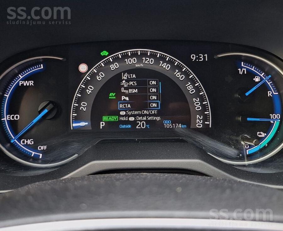 Grey Toyota RAV4 2021 in Riga, with an engine capacity of 2.50 L and mileage of 105 thousand km for 33700 €, photo 18 on AUTOMOTO.COM.LV