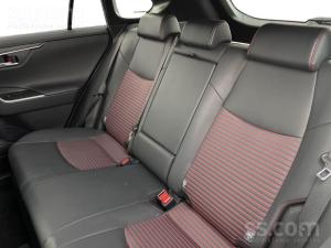 Grey Toyota RAV4 2021 in Riga, with an engine capacity of 2.50 L and mileage of 92 thousand km for 38590 €, photo 20 on AUTOMOTO.COM.LV