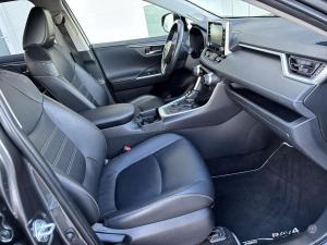 Pelēks Toyota RAV4 2021 Viļņa, ar dzinēja tilpumu 2.49 L un nobraukumu 220 tūkst. km par 26700 €, foto 10 vietnē AUTOMOTO.COM.LV