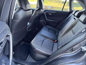 Pelēks Toyota RAV4 2021 Viļņa, ar dzinēja tilpumu 2.49 L un nobraukumu 220 tūkst. km par 26700 €, foto 13 vietnē AUTOMOTO.COM.LV