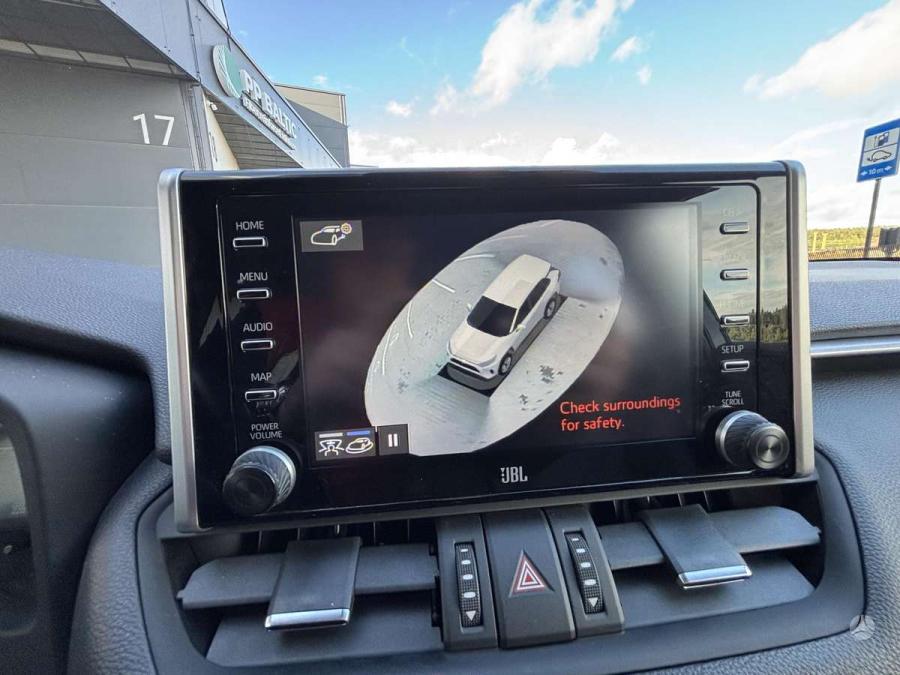 Pelēks Toyota RAV4 2021 Viļņa, ar dzinēja tilpumu 2.49 L un nobraukumu 220 tūkst. km par 26700 €, foto 17 vietnē AUTOMOTO.COM.LV