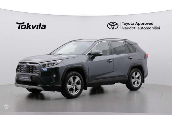 Grey Toyota RAV4 2021 in Vilnius, with an engine capacity of 2.49 L and mileage of 114 thousand km for 30900 €, photo 1 on AUTOMOTO.COM.LV
