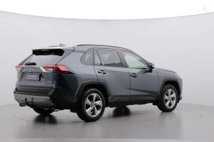 Pelēks Toyota RAV4 2021 Viļņa, ar dzinēja tilpumu 2.49 L un nobraukumu 114 tūkst. km par 30900 €, foto 4 vietnē AUTOMOTO.COM.LV
