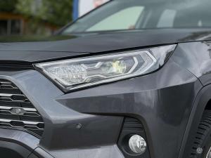 Pelēks Toyota RAV4 2021 Tauragė, ar dzinēja tilpumu 2.49 L un nobraukumu 233 tūkst. km par 21600 €, foto 8 vietnē AUTOMOTO.COM.LV
