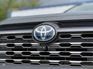 Pelēks Toyota RAV4 2021 Tauragė, ar dzinēja tilpumu 2.49 L un nobraukumu 233 tūkst. km par 21600 €, foto 9 vietnē AUTOMOTO.COM.LV