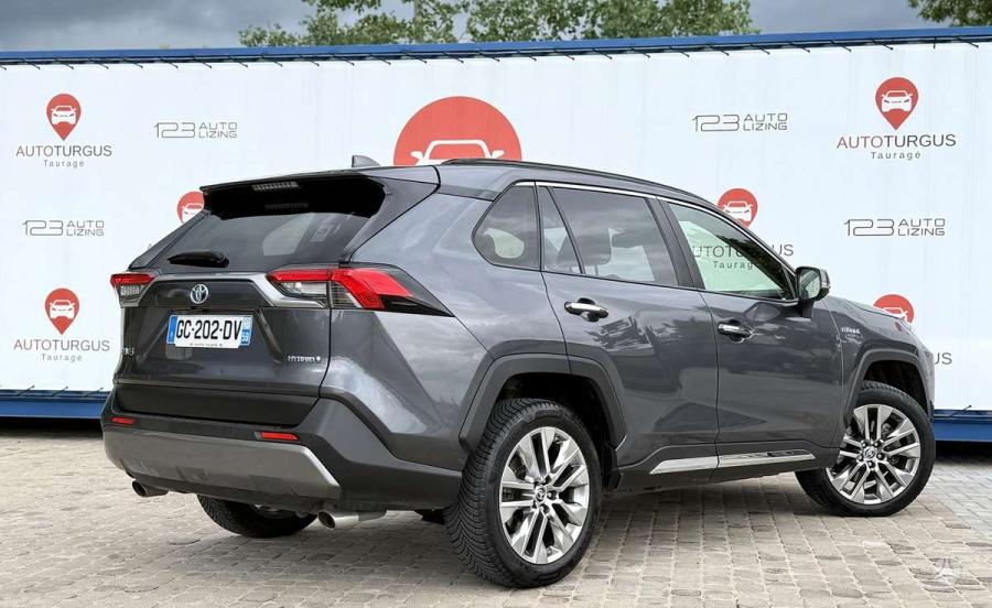 Pelēks Toyota RAV4 2021 Tauragė, ar dzinēja tilpumu 2.49 L un nobraukumu 233 tūkst. km par 21600 €, foto 23 vietnē AUTOMOTO.COM.LV