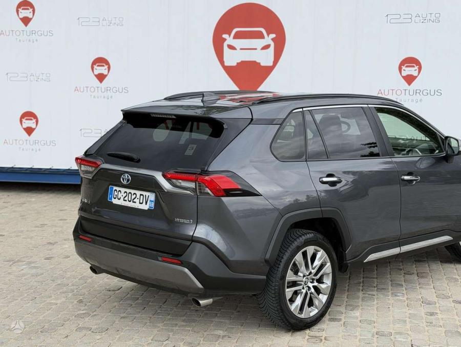 Pelēks Toyota RAV4 2021 Tauragė, ar dzinēja tilpumu 2.49 L un nobraukumu 233 tūkst. km par 21600 €, foto 24 vietnē AUTOMOTO.COM.LV