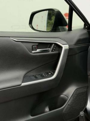 Pelēks Toyota RAV4 2021 Tauragė, ar dzinēja tilpumu 2.49 L un nobraukumu 233 tūkst. km par 21600 €, foto 33 vietnē AUTOMOTO.COM.LV