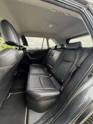 Pelēks Toyota RAV4 2021 Tauragė, ar dzinēja tilpumu 2.49 L un nobraukumu 233 tūkst. km par 21600 €, foto 40 vietnē AUTOMOTO.COM.LV