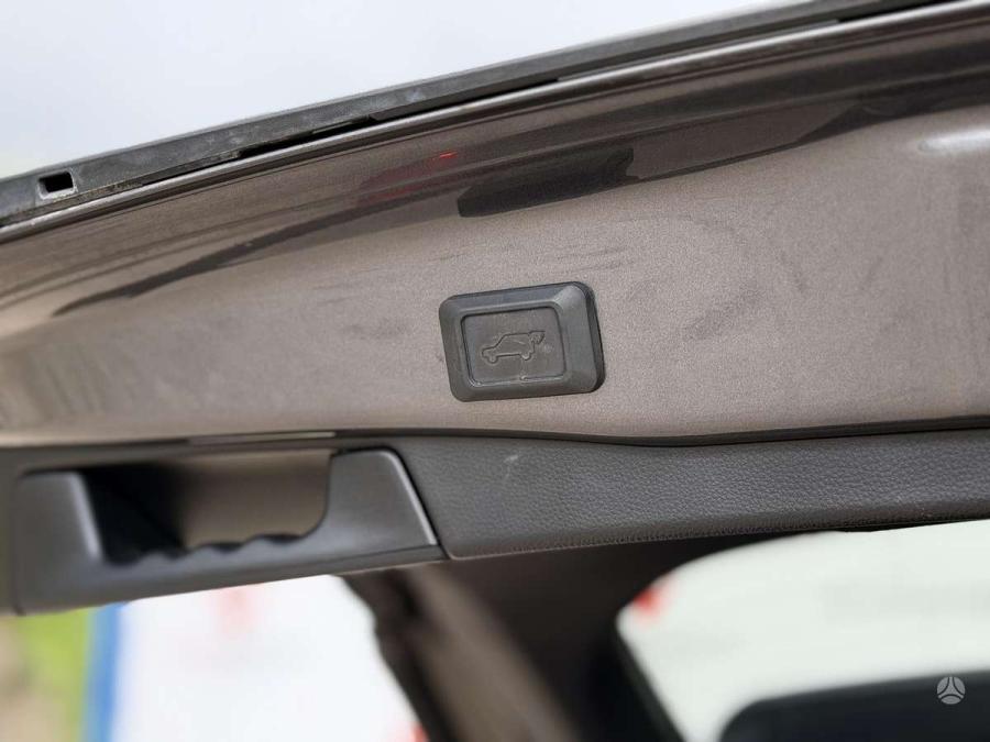 Pelēks Toyota RAV4 2021 Tauragė, ar dzinēja tilpumu 2.49 L un nobraukumu 233 tūkst. km par 21600 €, foto 43 vietnē AUTOMOTO.COM.LV