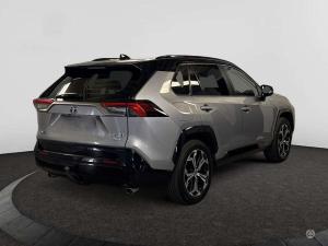 Grey Toyota RAV4 2021 in Vilnius, with an engine capacity of 2.49 L and mileage of 115 thousand km for 34000 €, photo 6 on AUTOMOTO.COM.LV
