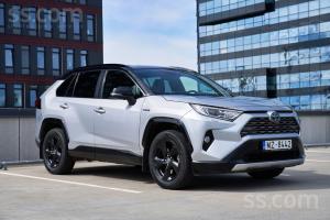 Pelēks Toyota RAV4 2021 Rīga, ar dzinēja tilpumu 2.50 L un nobraukumu 238 tūkst. km par 17000 €, foto 3 vietnē AUTOMOTO.COM.LV