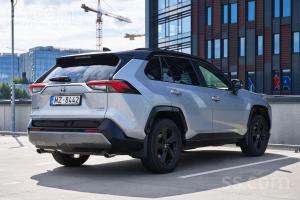 Pelēks Toyota RAV4 2021 Rīga, ar dzinēja tilpumu 2.50 L un nobraukumu 238 tūkst. km par 17000 €, foto 4 vietnē AUTOMOTO.COM.LV