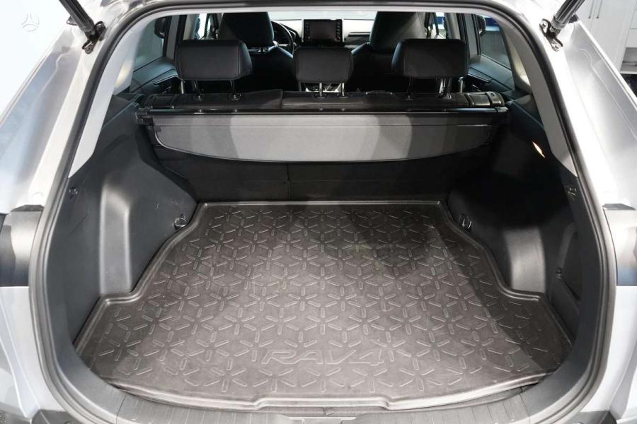Pelēks Toyota RAV4 2021 Viļņa, ar dzinēja tilpumu 2.49 L un nobraukumu 57 tūkst. km par 29900 €, foto 14 vietnē AUTOMOTO.COM.LV