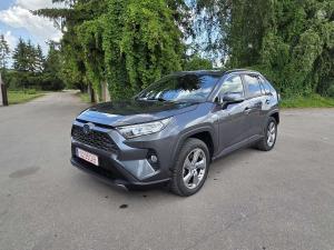 Grey Toyota RAV4 2021 in Prienai, with an engine capacity of 2.49 L and mileage of 87 thousand km for 23700 €, photo  on AUTOMOTO.COM.LV