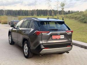 Pelēks Toyota RAV4 2021 Viļņa, ar dzinēja tilpumu 2.49 L un nobraukumu 117 tūkst. km par 26950 €, foto 8 vietnē AUTOMOTO.COM.LV