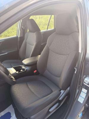 Pelēks Toyota RAV4 2021 Viļņa, ar dzinēja tilpumu 2.49 L un nobraukumu 117 tūkst. km par 26950 €, foto 11 vietnē AUTOMOTO.COM.LV