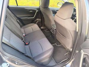 Pelēks Toyota RAV4 2021 Viļņa, ar dzinēja tilpumu 2.49 L un nobraukumu 117 tūkst. km par 26950 €, foto 26 vietnē AUTOMOTO.COM.LV