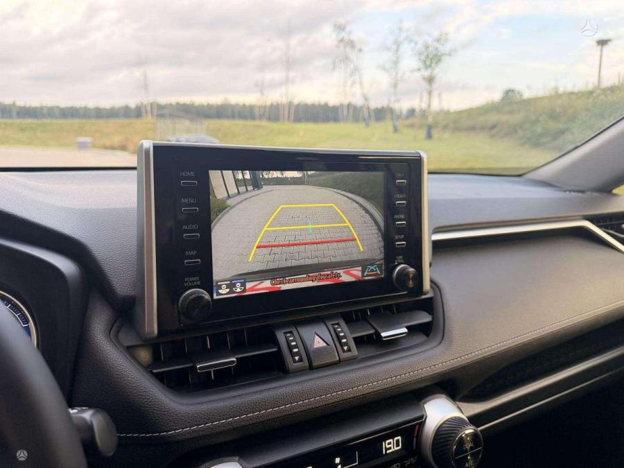 Pelēks Toyota RAV4 2021 Viļņa, ar dzinēja tilpumu 2.49 L un nobraukumu 117 tūkst. km par 26950 €, foto 38 vietnē AUTOMOTO.COM.LV